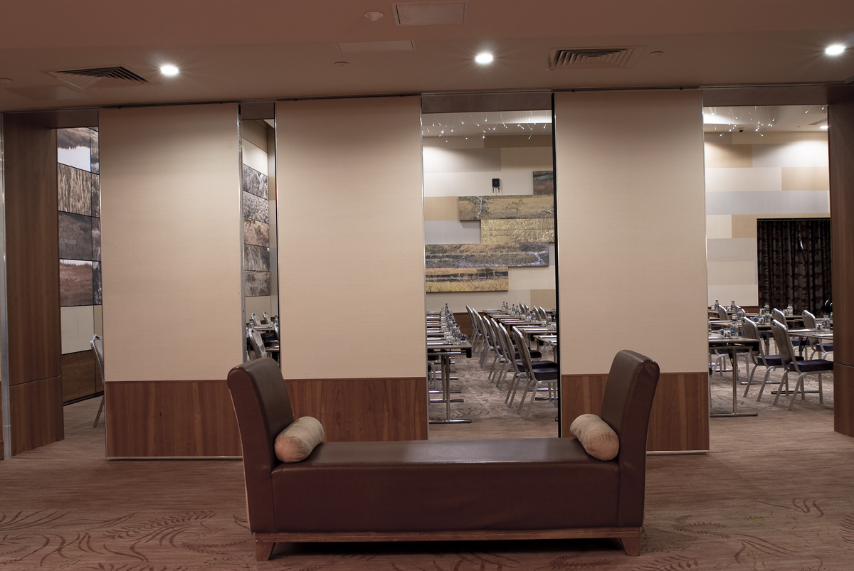 Master's Choice | Crowne Plaza - Master's Choice | Hand made partitions ...