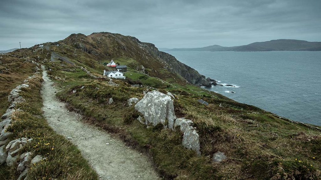 Walking Holidays in Ireland: 9 of The Best Routes | Mountain Ways Ireland